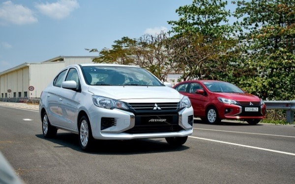 Ngắm Nghía Hình ảnh Mitsubishi Attrage Nội Ngoại Thất